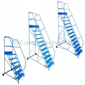 Industrial Mobile Access Steps 700mm Wide | 3JC